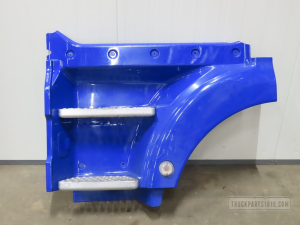 Step casing LH. MAN 81615100915 - Truckparts 1919