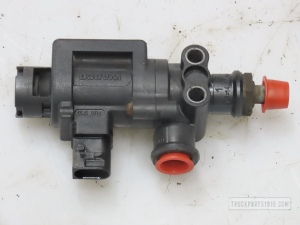 Solenoid valve DAF 1707225 - Truckparts 1919
