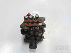 Air dryer unit Volvo 22820097 - Truckparts 1919