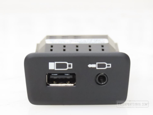 USB port Scania 2554705 - Truckparts 1919