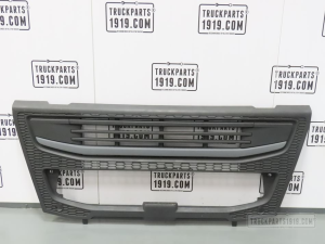 Lower grille Volvo FM 84577628 - Truckparts 1919